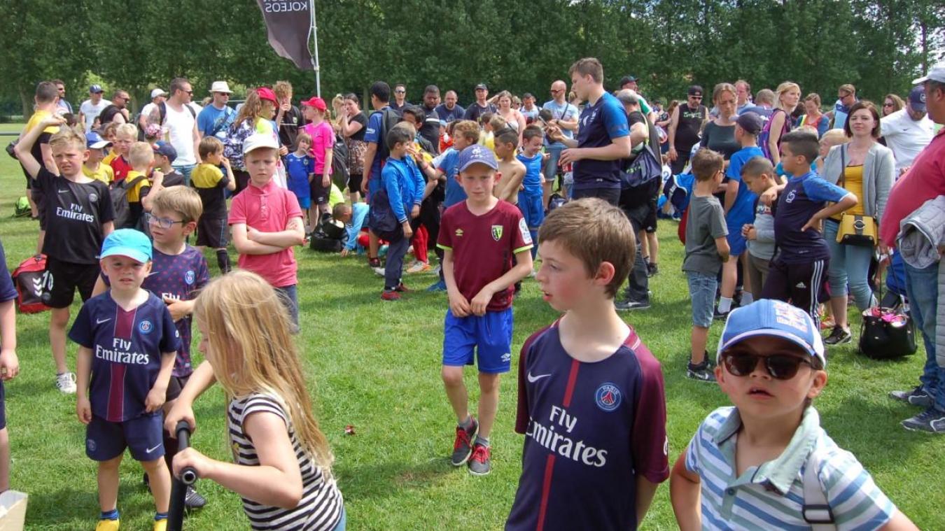 Steene : le club de football vit une année noire mais ne veut pas ...