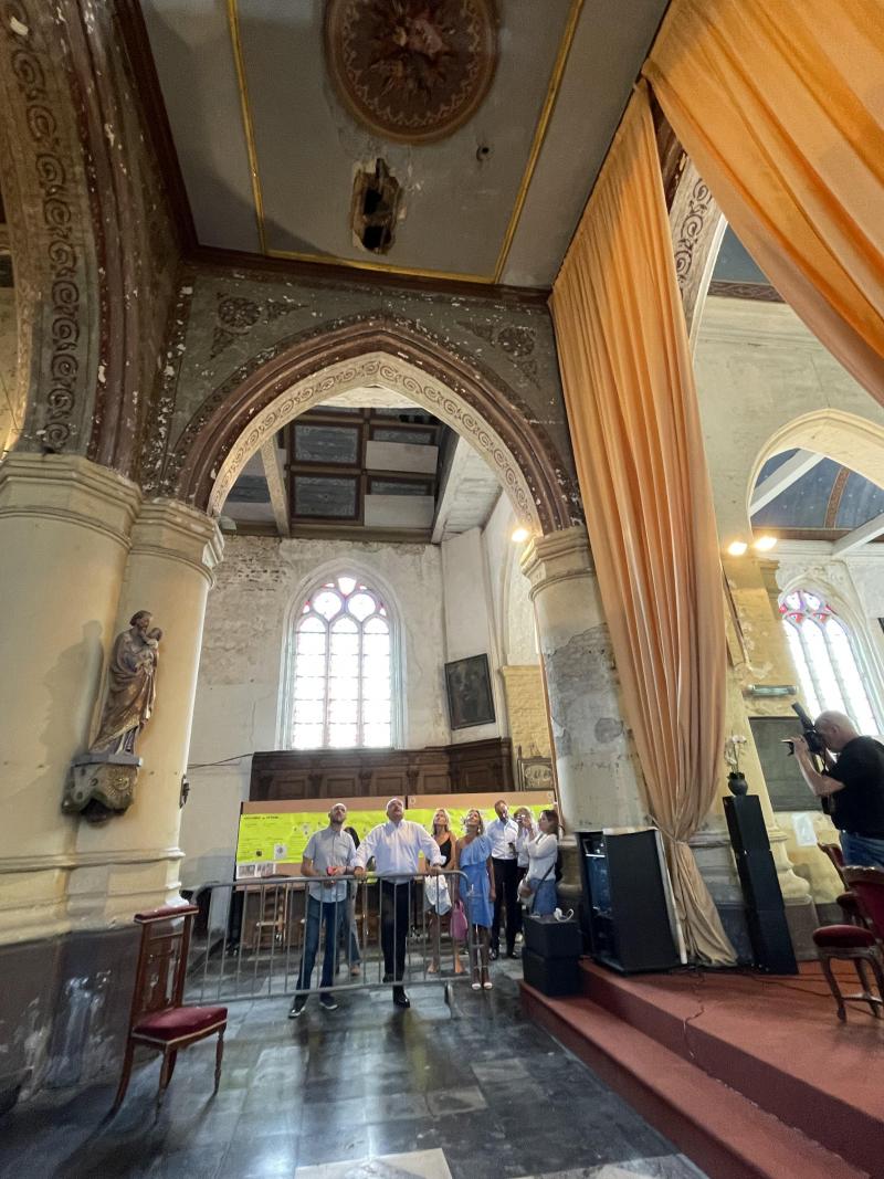 Église unique à Steene : l’urgence est de sauver « cette dame de 700 ans